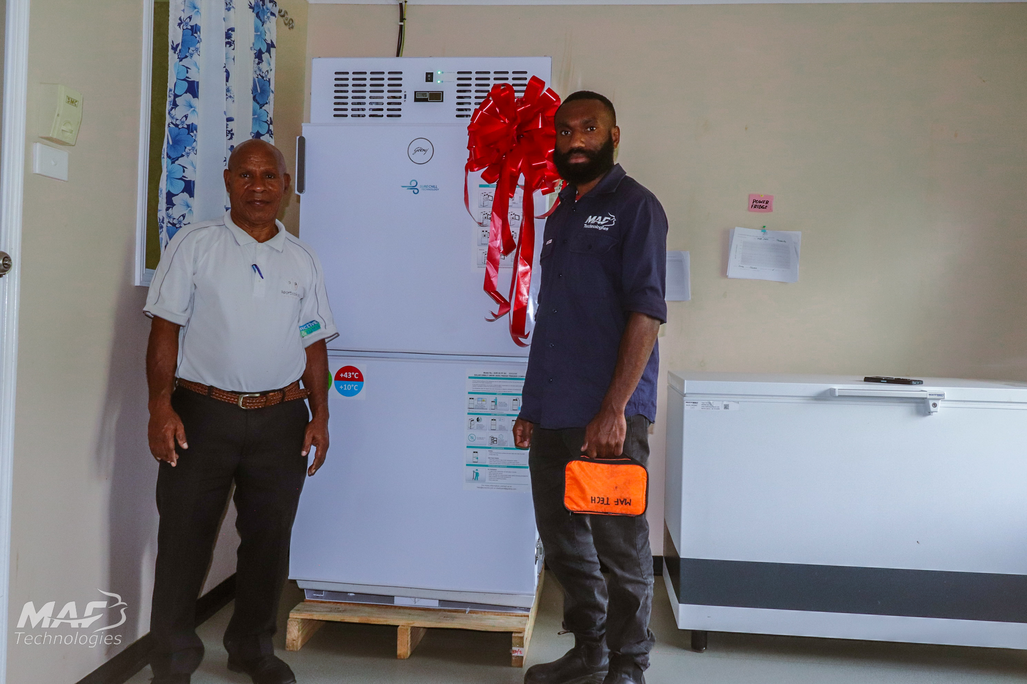 Solar fridge brings hope for Daru hospital’s storage struggle | MAF ...