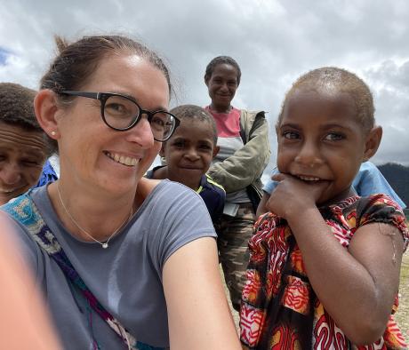 Reconnecting with Grace and her Dad - Six years after a medevac saved ...